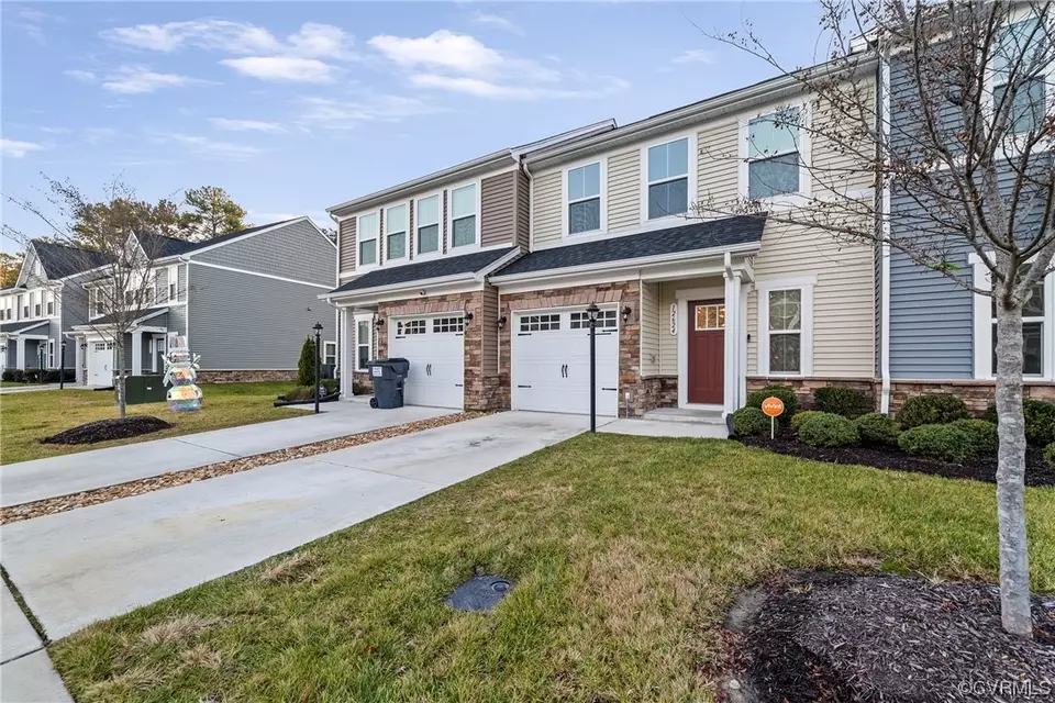 12624 Prestonfield Dr, Chester, VA 23836 | 26 Photos - Movoto