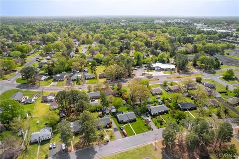 3811 Delham Dr, Henrico, VA 23294 | 32 Photos - Movoto