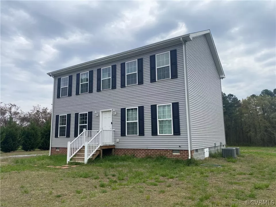 707 Lester St, Blackstone, VA 23824 | 24 Photos - Movoto