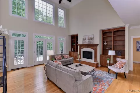 512 Sir George Percy, Williamsburg, VA 23185 | 50 Photos - Movoto