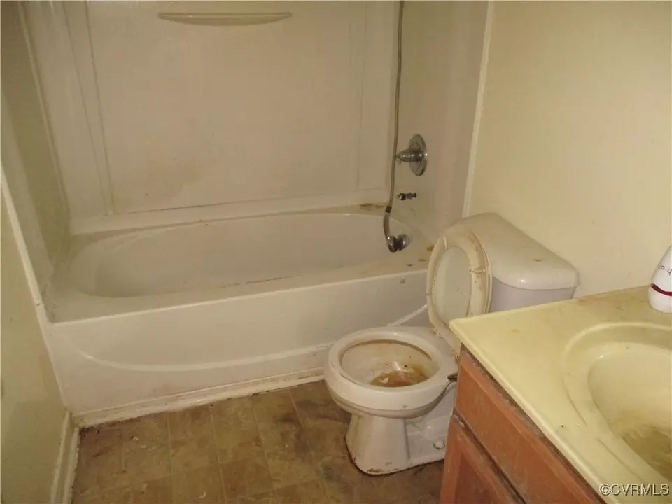 9100 Hopkins Rd, Richmond, VA 23237 | MLS# 2502376 | 9 Photos - Movoto