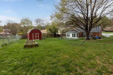 502 College Cir, Staunton, VA 24401 | 52 Photos - Movoto