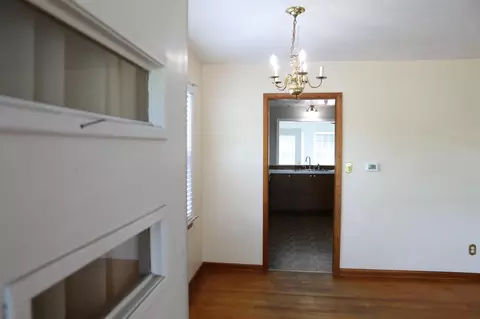 1211 E Side Hwy, Waynesboro, VA 22980 | 64 Photos - Movoto