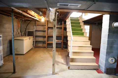 1211 E Side Hwy, Waynesboro, VA 22980 | 64 Photos - Movoto