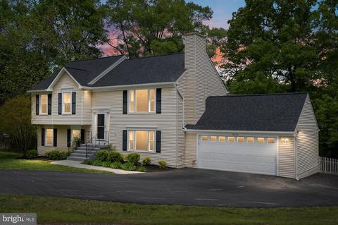 11615 Kenton Dr, Fredericksburg, VA 22407 | 50 Photos | MLS # ...