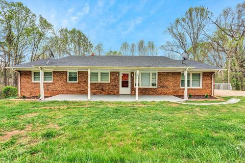 6944 Edwardsville Rd, Hardy, VA 24101 | 33 Photos | MLS #897619 - Movoto