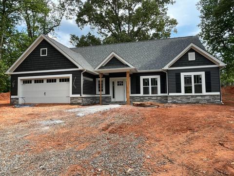 2137 Royal Oak Cir, Lynchburg, VA 24503 | 4 Photos | MLS #344646 - Movoto