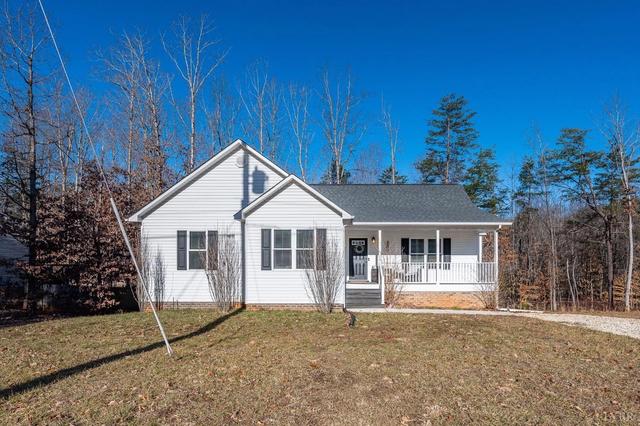 4713 Salem Rd, Spout Spring, VA 24593 | MLS# 357060 | 50 Photos - Movoto