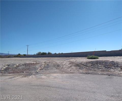 6991 S Harwood Ct, Pahrump, NV 89061 | 4 Photos | MLS #2347388 - Movoto