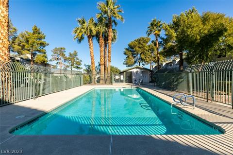 2470 Old Forge Ln #61, Las Vegas, NV 89121 | 12 Photos - Movoto