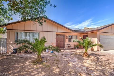 5215 Renault Ave, Las Vegas, NV 89142 | 22 Photos | MLS #2489445 - Movoto