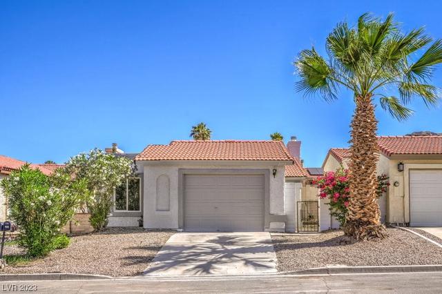 2352 Sabroso St, Las Vegas, NV 89156 | 29 Photos - Movoto