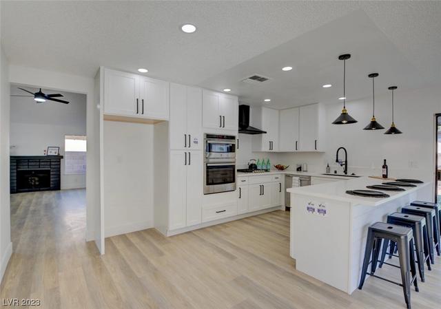 4840 Summerhill Rd, Las Vegas, NV 89121 | 37 Photos - Movoto