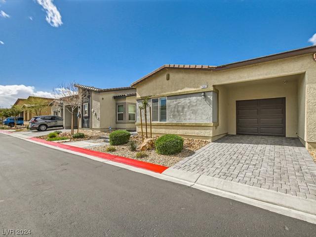 7537 Garnet Moon St, North Las Vegas, NV 89084 | 19 Photos - Movoto