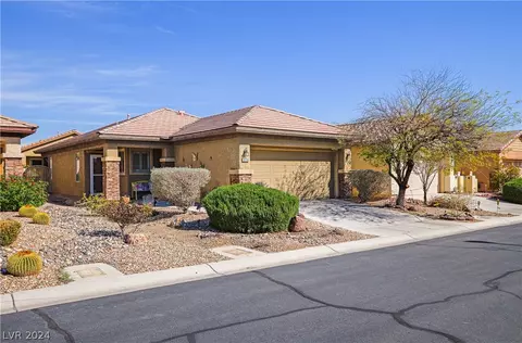 6116 Jutland Ave, Las Vegas, NV 89122 | 18 Photos - Movoto