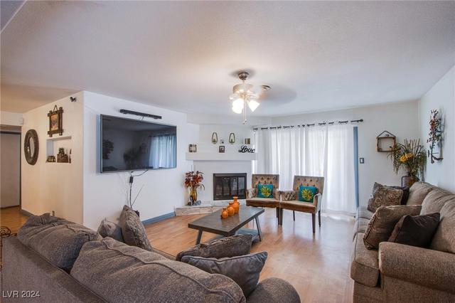 Smoke Ranch Villas, Las Vegas Homes with Stucco For Sale - Movoto