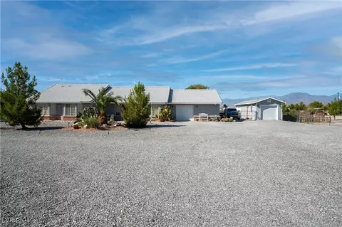 1480 Heritage Dr, Pahrump, NV 89048 | 17 Photos - Movoto