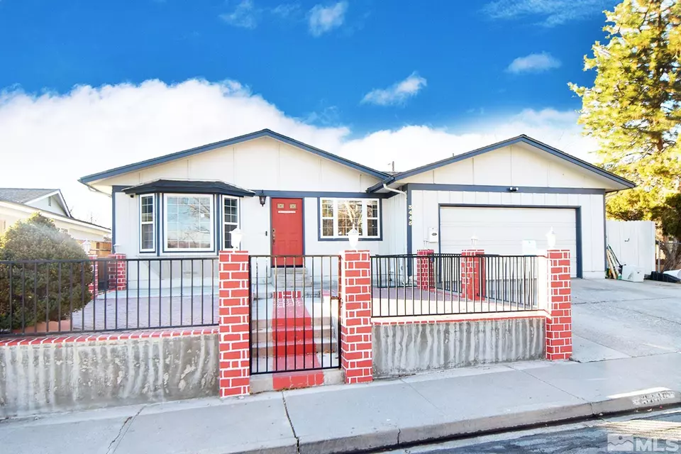 3445 Strasser Dr, Sparks, NV 89431 | 23 Photos - Movoto