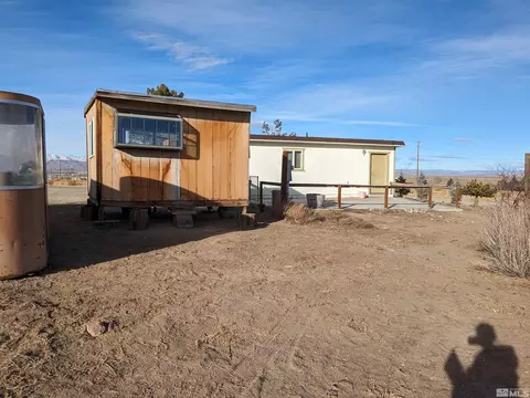 58 S Bybee Ln, Yerington, NV 89447 | 16 Photos - Movoto