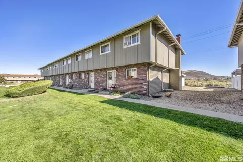 2712 W Modoc Ct, Carson City, NV 89701 | 24 Photos - Movoto