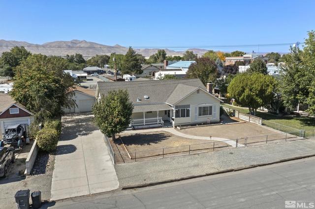 125 S Nevada St, Yerington, NV 89447 | MLS# 240013040 | 36 Photos - Movoto