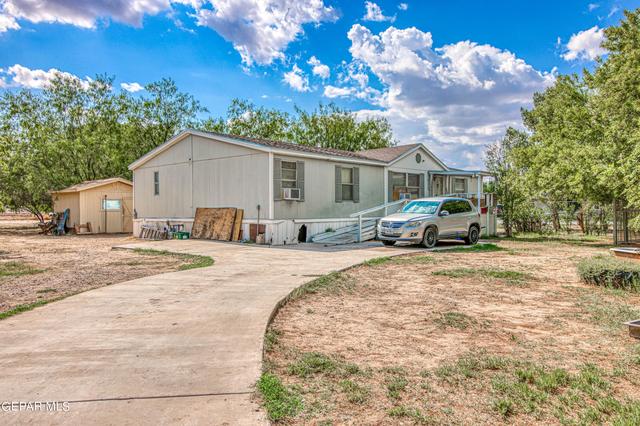 12160 Atacama Ln, Clint, TX 79836 | 67 Photos - Movoto