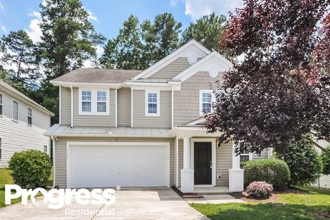 7136 Great Laurel Dr, Raleigh, NC 27616 | 17 Photos | MLS #35981595 ...