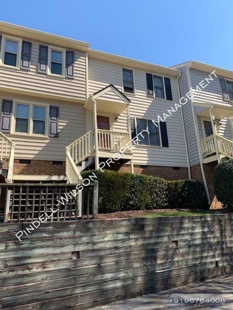 6604 Orford Ct, Raleigh, NC 27615 | 22 Photos | MLS #45260401 - Movoto