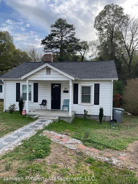 307 Clay St, Belmont, NC 28012 | 9 Photos | MLS #47068771 - Movoto