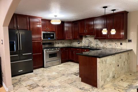 911 7th St SW, Albuquerque, NM 87102 | 8 Photos | MLS #50189881 - Movoto