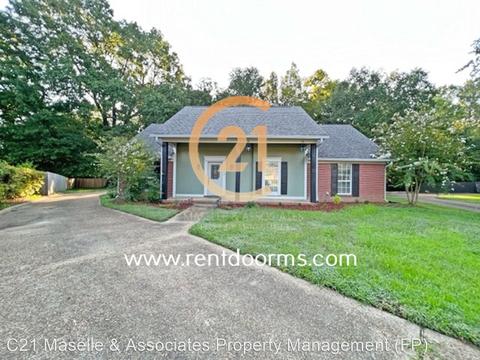 303 Colonial Dr, Madison, MS 39110 | 29 Photos | MLS #50689917 - Movoto