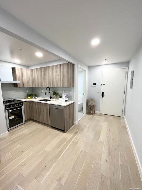 3732 89th St #2c, New York, NY 11372 | 10 Photos | MLS #51019455 - Movoto