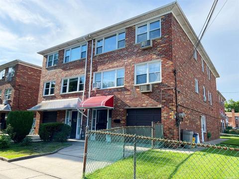 16523 65th Ave, New York, NY 11365 | 11 Photos | MLS #51168329 - Movoto