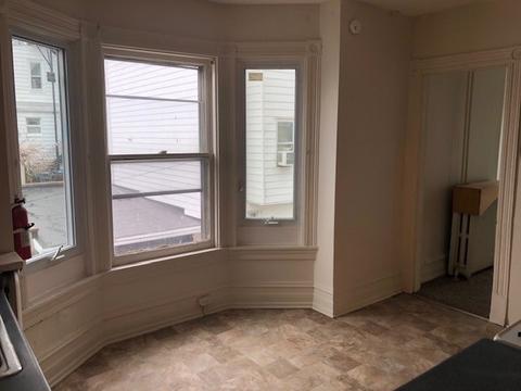 208 Clymer St #2f, Reading, PA 19602 | 8 Photos | MLS #51444325 - Movoto