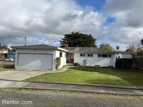 1675 Lincoln St, Eureka, CA 95501 | 23 Photos | MLS #51654747 - Movoto