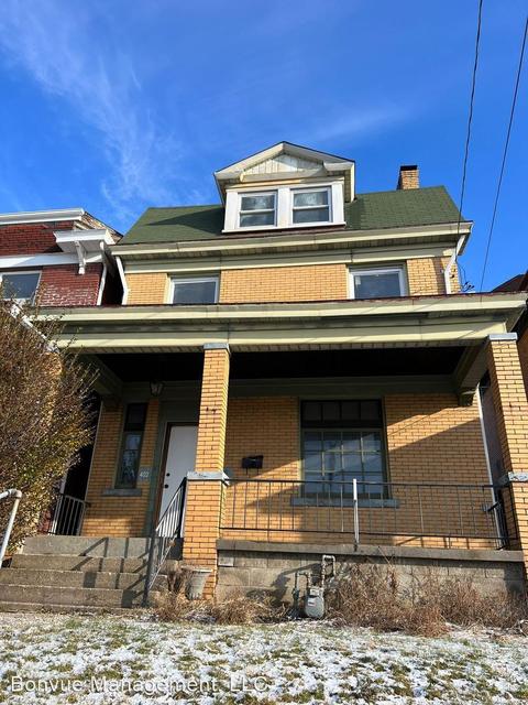 402 Giffin Ave, Mount Oliver, PA 15210 | 14 Photos | MLS #51832358 - Movoto