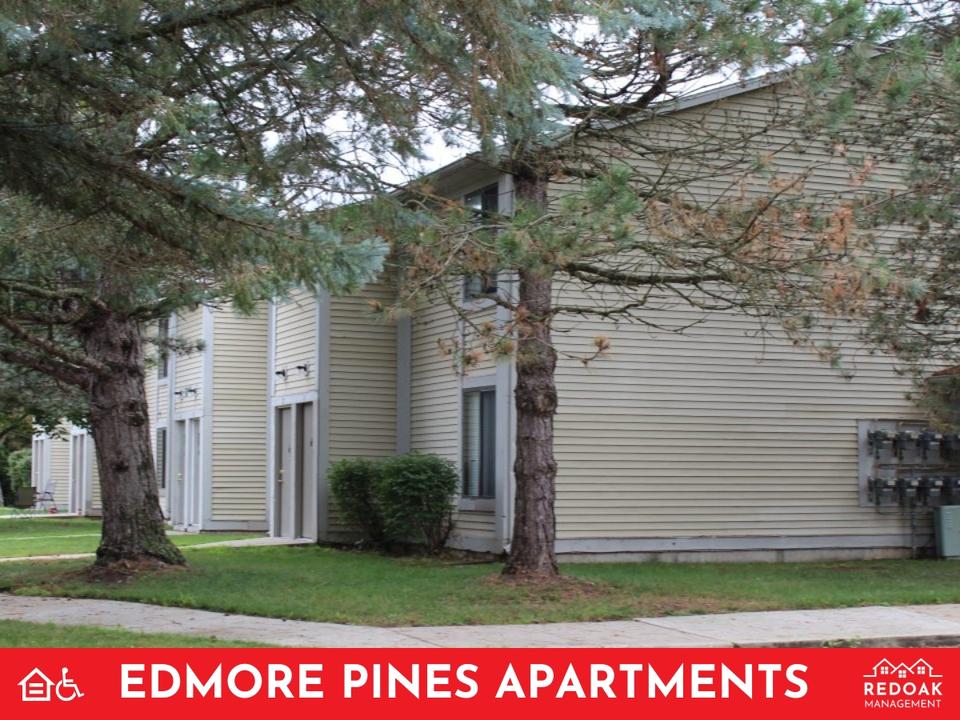 677 W Pine St, Edmore, MI 48829 | 5 Photos | MLS #52102438 - Movoto