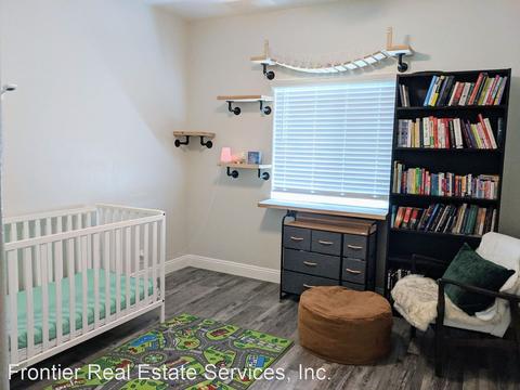 1025 Ocean Ave, Ridgecrest, CA 93555 | 19 Photos | MLS #53172289 - Movoto