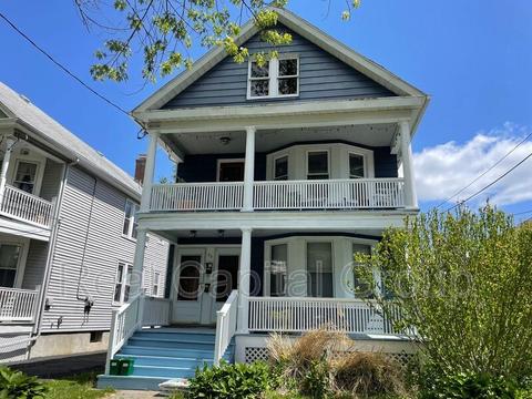 53 Ten Eyck Ave #1, Albany, NY 12209 | 10 Photos | MLS #53463136 - Movoto