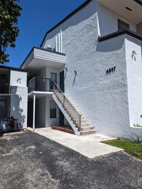 4017 N University Dr #107, Sunrise, FL 33351 | 17 Photos | MLS ...
