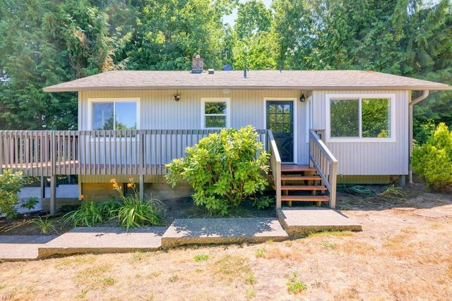 9333 SW View Point Ter, Portland, OR 97219 | 22 Photos - Movoto
