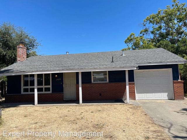 2628 Del Paso Blvd, Sacramento, CA 95815 | 21 Photos - Movoto