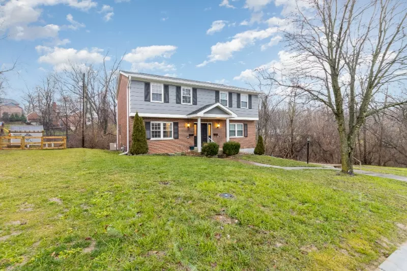 1729 Fort Henry Dr, Fort Wright, KY 41011 | 19 Photos - Movoto