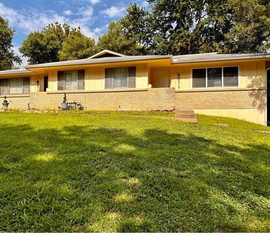 3215 N 52nd St, Kansas City, KS 66104 | 8 Photos - Movoto