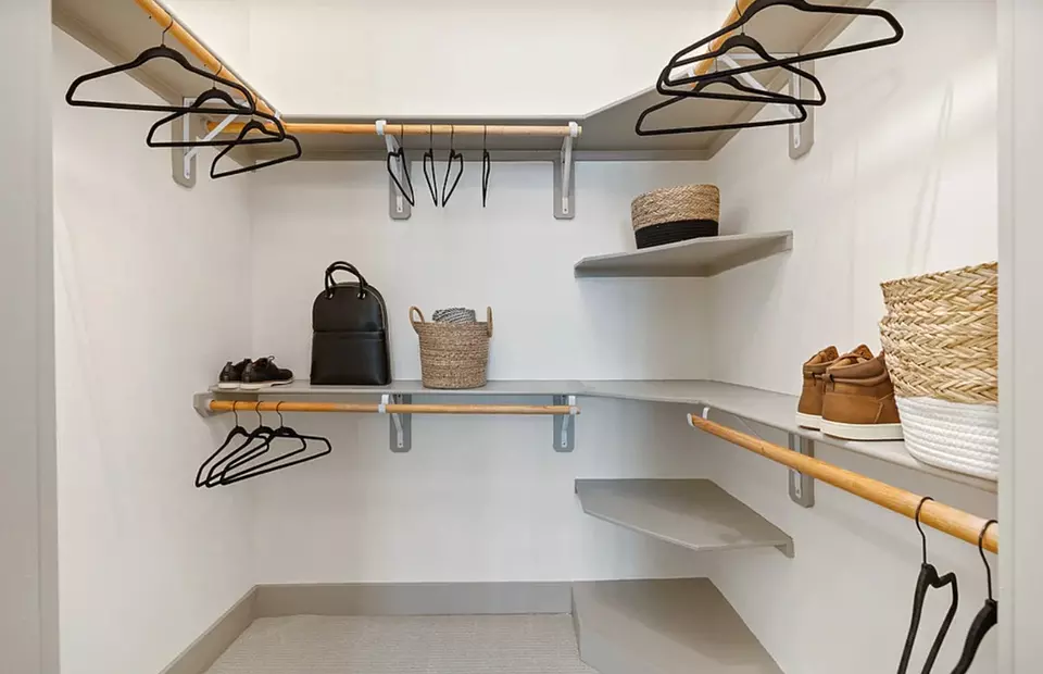 1317 Post Oak Park Dr #332, Houston, TX 77027 | 10 Photos - Movoto