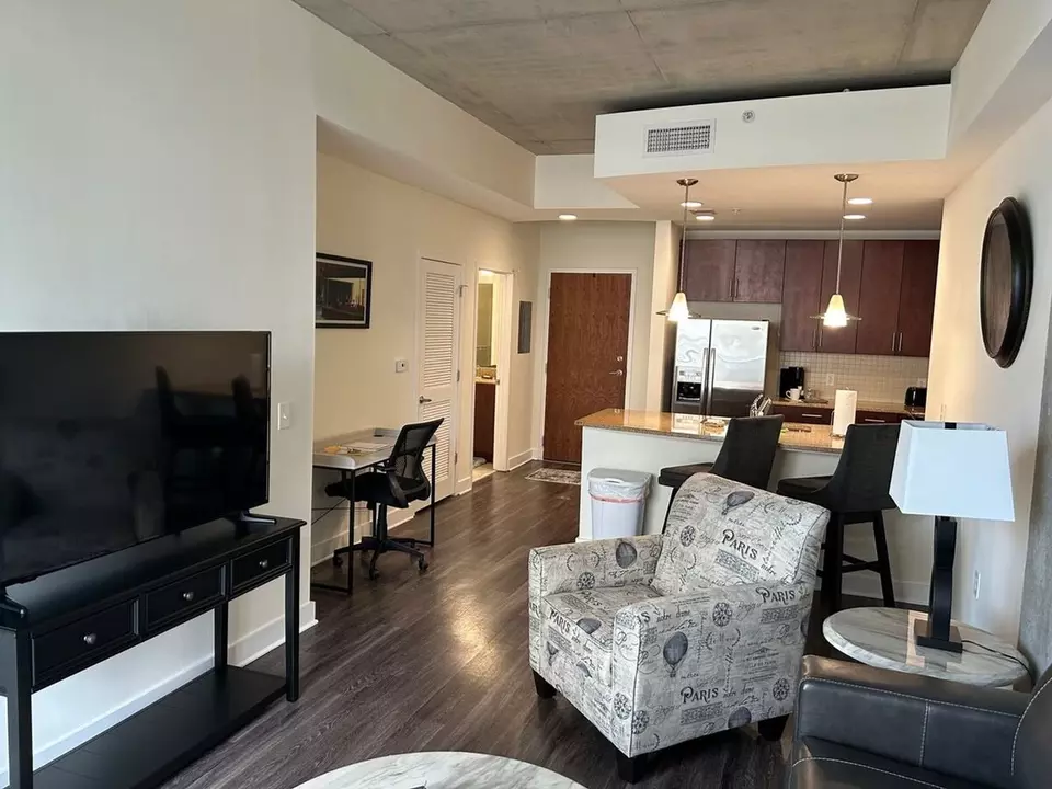 400 S Tryon St #1344173P, Charlotte, NC 28285 | 21 Photos - Movoto