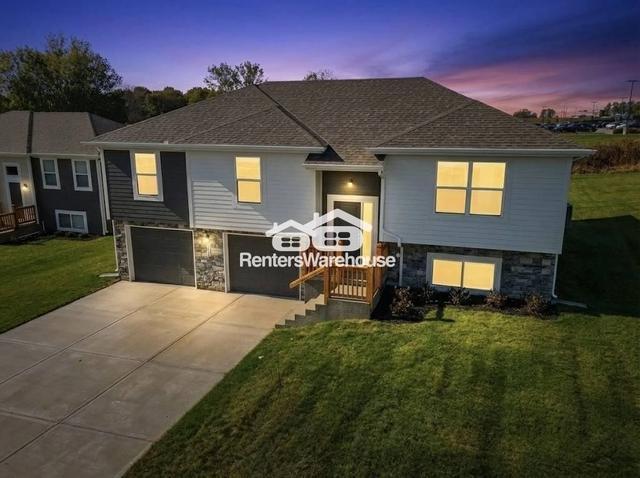 Wood Sage Court, Raymore, MO 64083 | 32 Photos - Movoto