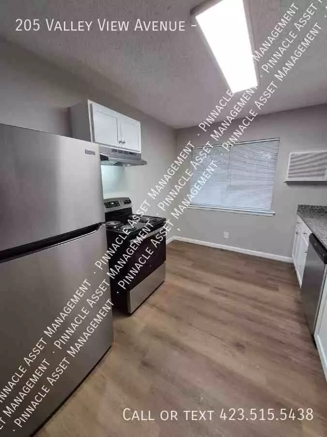 205 Valley View Ave #8, Red Bank, TN 37415 | 20 Photos - Movoto