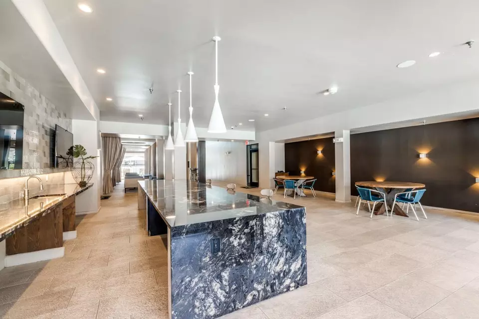 5151 Hidalgo St #0248, Houston, TX 77056 | 31 Photos - Movoto