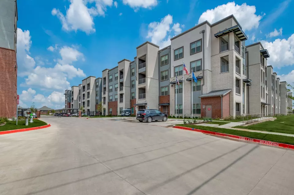 425 E Foster Crossing Dr #1306, Anna, TX 75409 | 40 Photos - Movoto